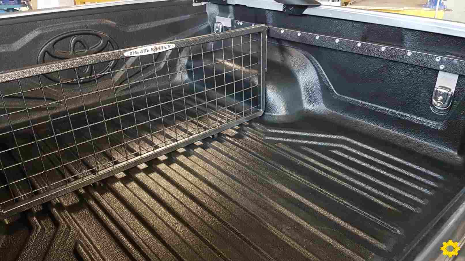 Toyota Hilux Dual Cab SR5 2016 - Current