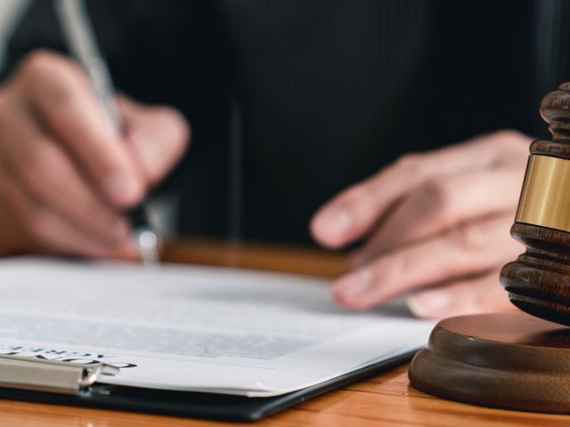 ASIC Targets CFD Issuers |The Fold Legal